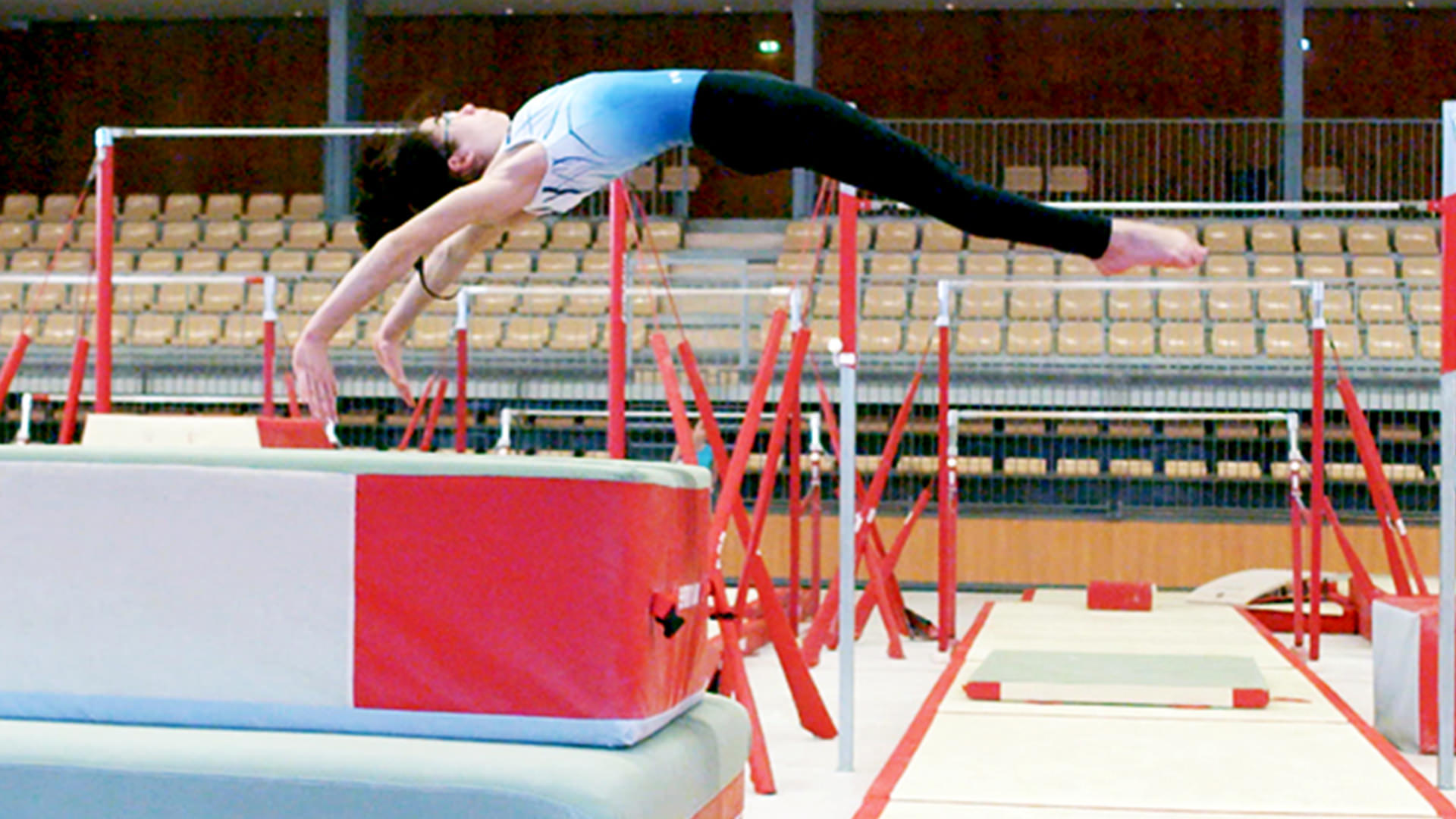 Les liaisons flip salto - GymneoTV