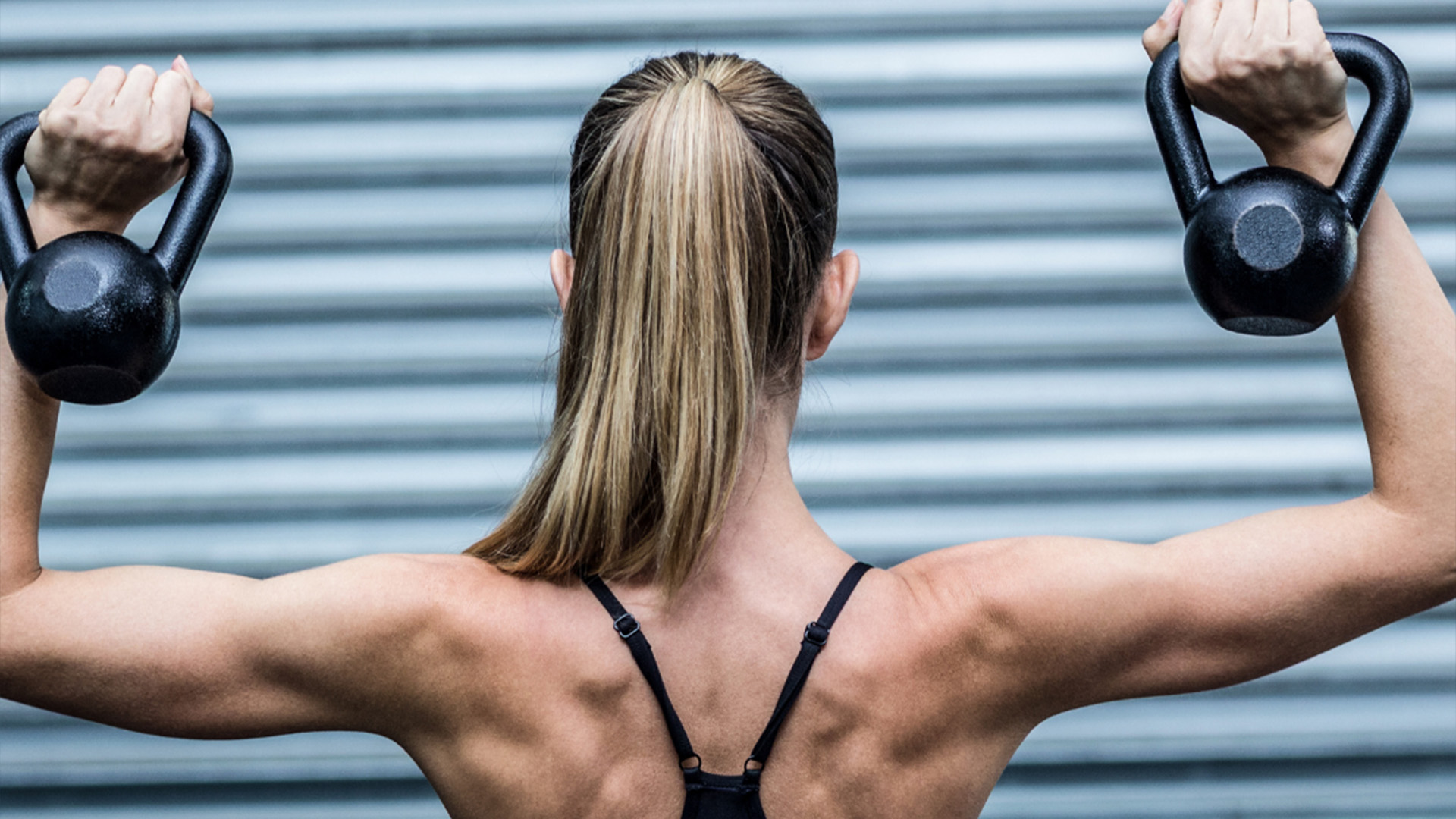 What is eccentric muscle contraction? - GymneoTV